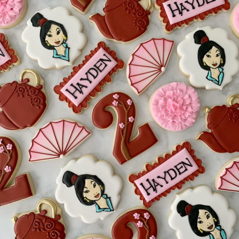 Awesome Mulan and Mushu Cookie - Between The Pages Blog