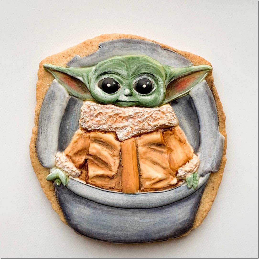 Cute Baby Yoda Cookie - Between The Pages Blog