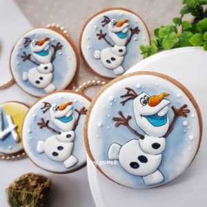 Splendid Olaf Cookies - Between The Pages Blog