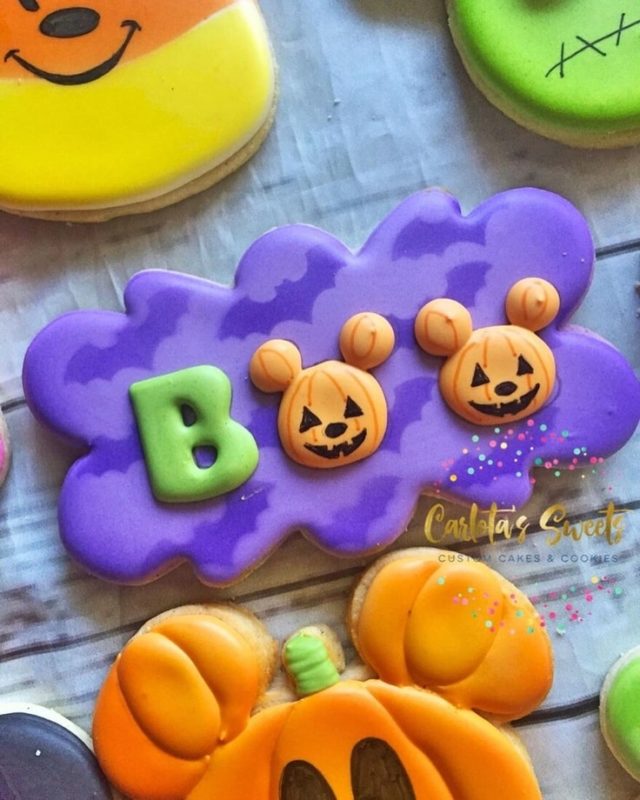 Green & Pink Mickey & Minnie Halloween Cookies - Between The Pages Blog