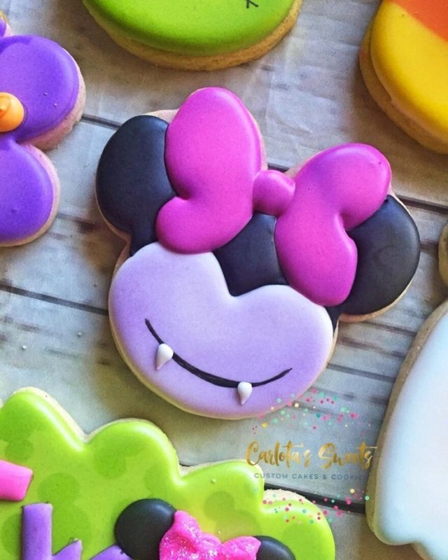 Green & Pink Mickey & Minnie Halloween Cookies - Between The Pages Blog