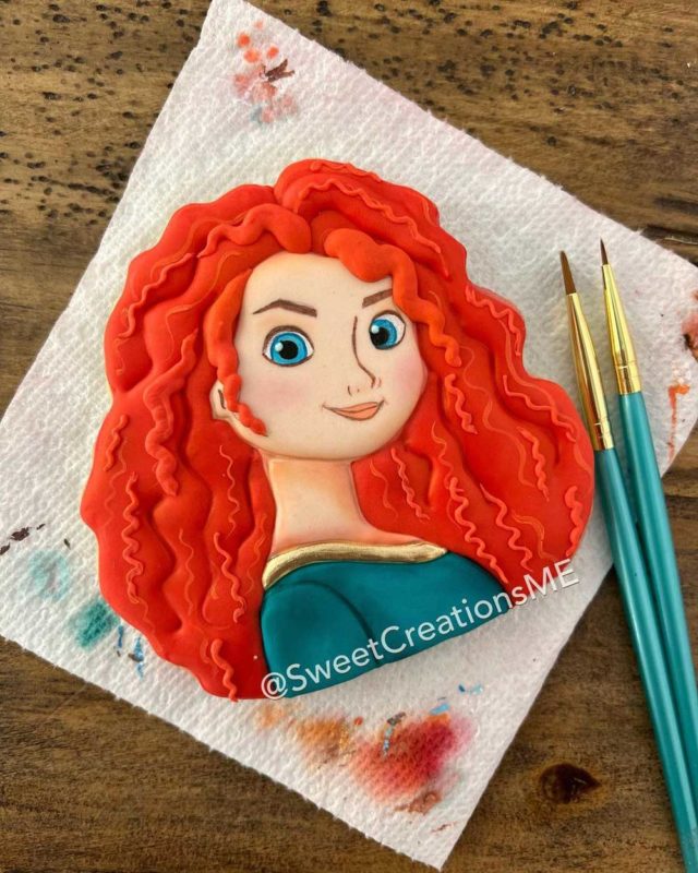 Eight Disney Princess Cookies - Between The Pages Blog